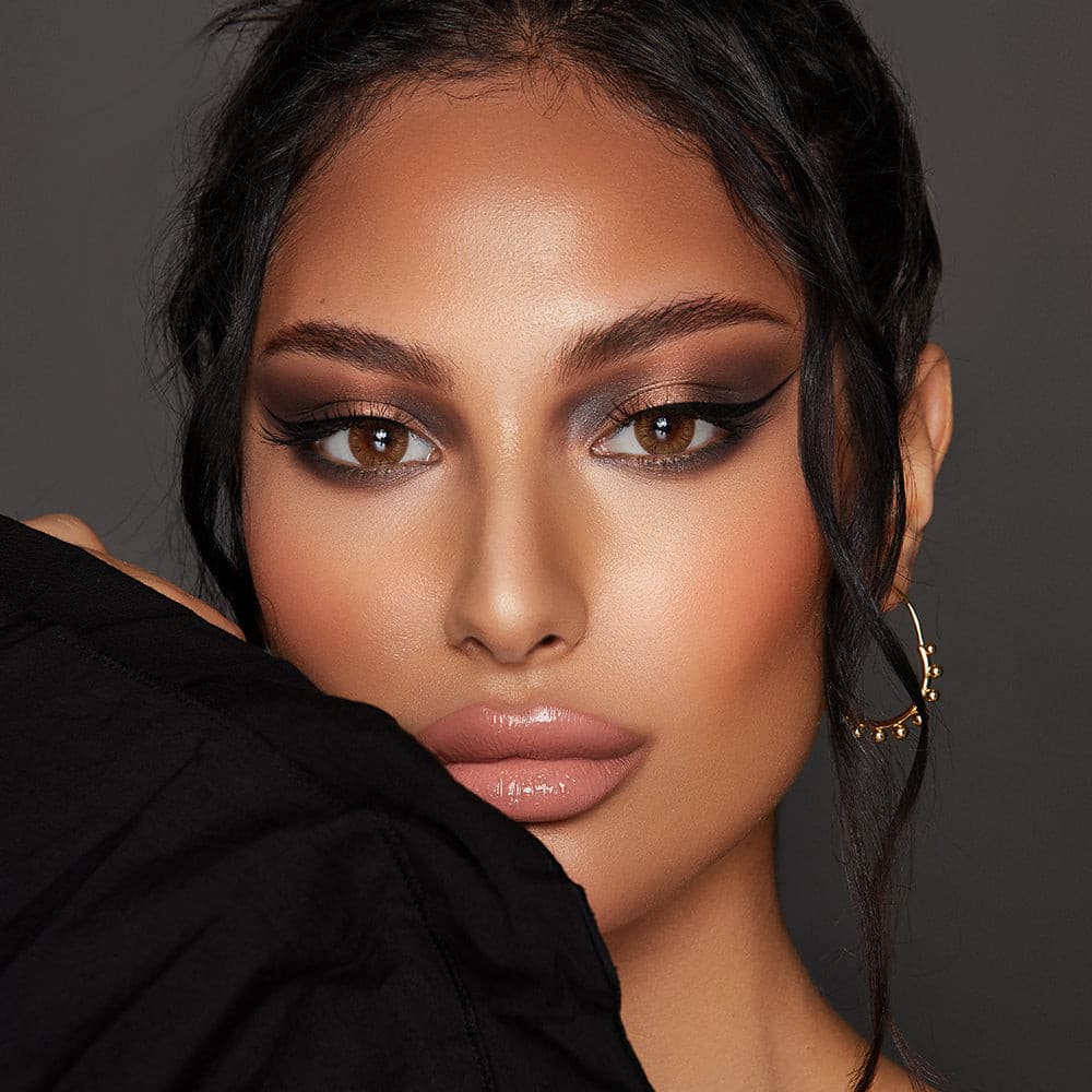 Coloured Contacts Lenses | UK Next Day Delivery | Bella Lenses